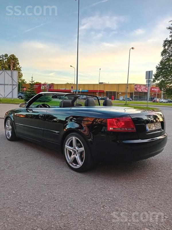 Black Audi A4 2003 in Riga, with an engine capacity of 2.50 L and mileage of 313 thousand km for 3150 €, photo 4 on AUTOMOTO.COM.LV