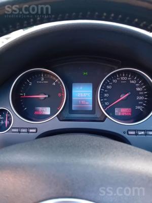 Black Audi A4 2003 in Riga, with an engine capacity of 2.50 L and mileage of 313 thousand km for 3150 €, photo 14 on AUTOMOTO.COM.LV