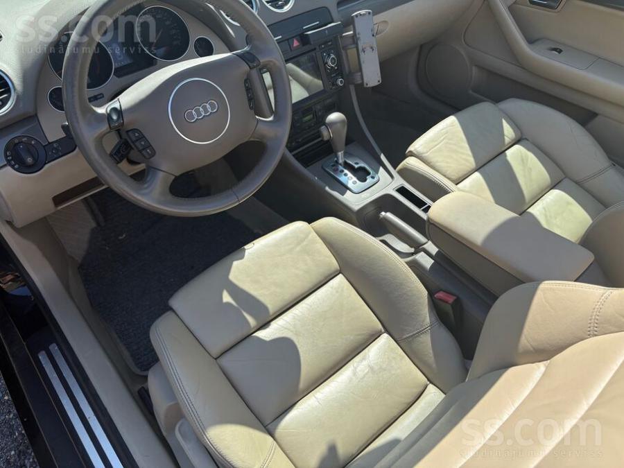 Black Audi A4 2003 in Riga, with an engine capacity of 3.00 L and mileage of 0 thousand km for 3590 €, photo 6 on AUTOMOTO.COM.LV