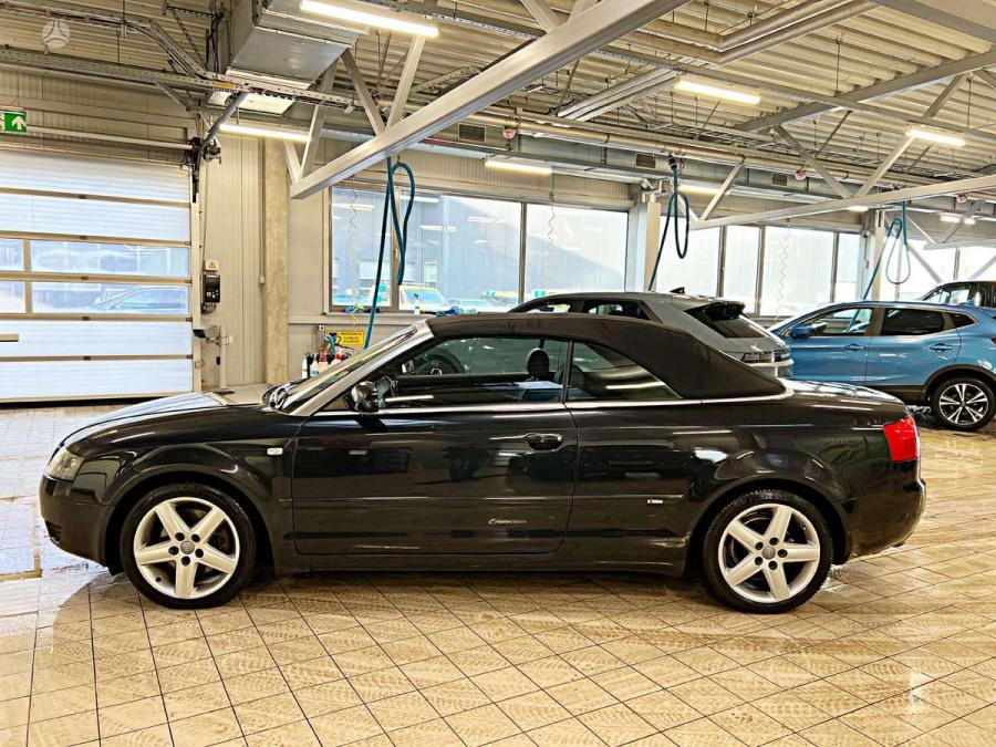 Black Audi A4 2004 in Vilnius, with an engine capacity of 2.50 L and mileage of 224 thousand km for 2999 €, photo 5 on AUTOMOTO.COM.LV
