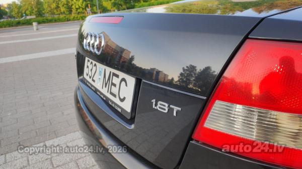 Black Audi A4 2004 in Parnu, with an engine capacity of 1.80 L and mileage of 205 thousand km for 6400 €, photo 7 on AUTOMOTO.COM.LV