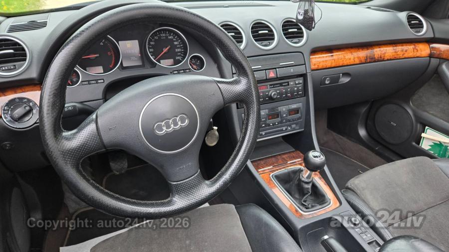 Black Audi A4 2004 in Jogeva, with an engine capacity of 2.50 L and mileage of 0 thousand km for 3800 €, photo 11 on AUTOMOTO.COM.LV