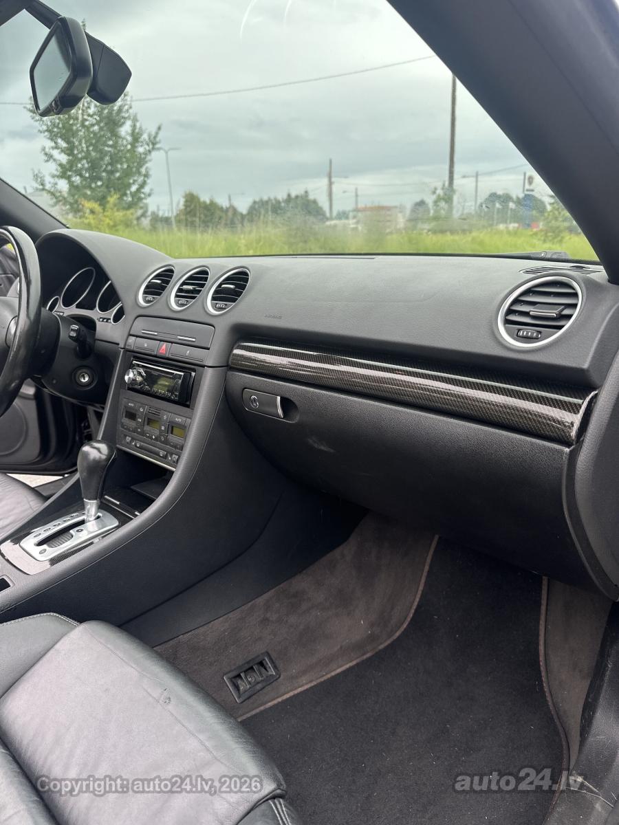 Melns Audi A4 2004 Tallina, ar dzinēja tilpumu 1.80 L un nobraukumu 305 tūkst. km par 5000 €, foto 17 vietnē AUTOMOTO.COM.LV
