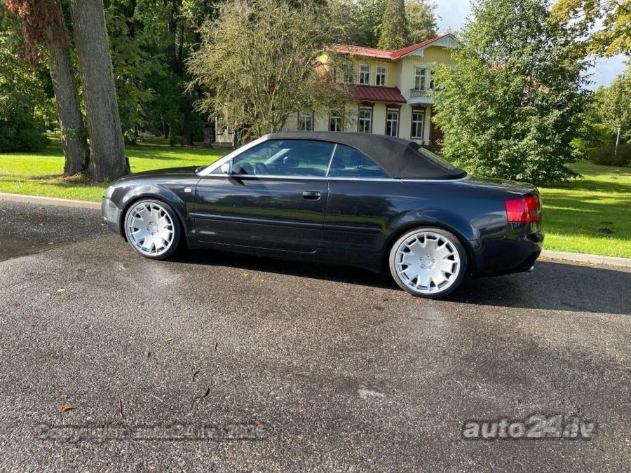Melns Audi A4 2005 Tallina, ar dzinēja tilpumu 3.00 L un nobraukumu 291 tūkst. km par 4999 €, foto 9 vietnē AUTOMOTO.COM.LV
