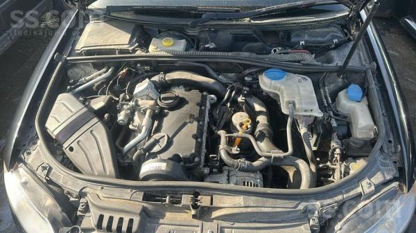 Black Audi A4 2006 in Riga, with an engine capacity of 2.00 L and mileage of 123 thousand km for 2500 €, photo 3 on AUTOMOTO.COM.LV