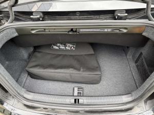 Black Audi A4 2006 in Vilnius, with an engine capacity of 1.78 L and mileage of 250 thousand km for 4999 €, photo 14 on AUTOMOTO.COM.LV