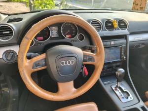 Melns Audi A4 2006 Viļņa, ar dzinēja tilpumu 3.20 L un nobraukumu 200 tūkst. km par 3250 €, foto 15 vietnē AUTOMOTO.COM.LV