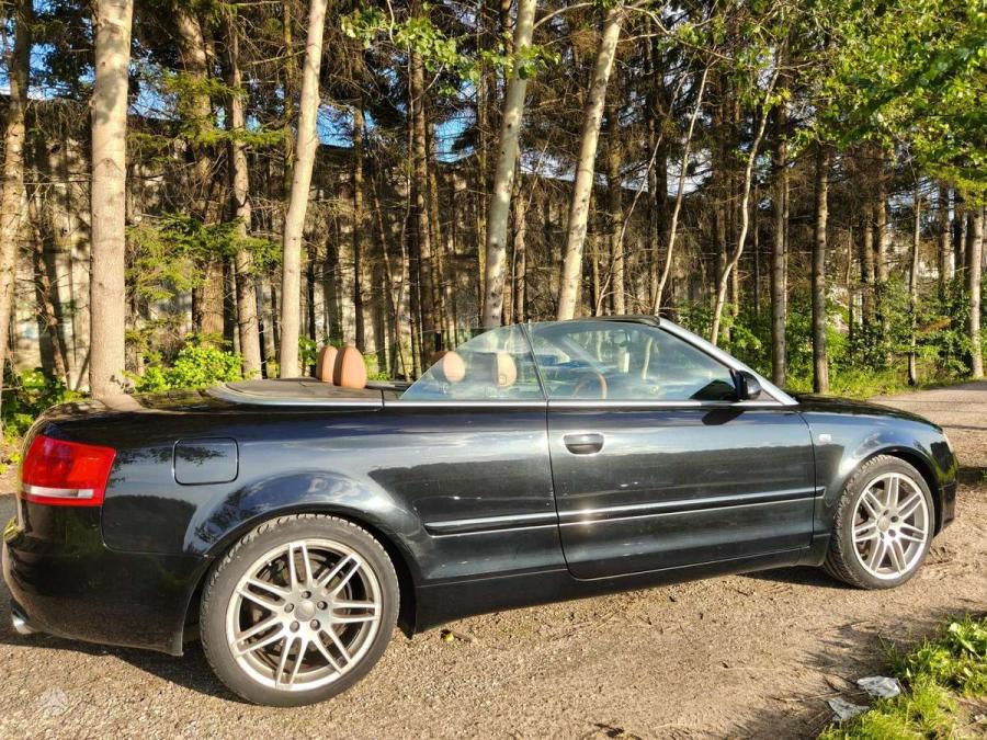 Black Audi A4 2006 in Vilnius, with an engine capacity of 3.20 L and mileage of 200 thousand km for 3250 €, photo 5 on AUTOMOTO.COM.LV