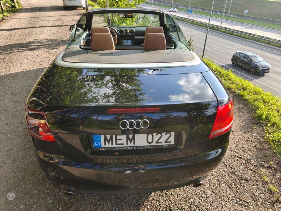 Black Audi A4 2006 in Vilnius, with an engine capacity of 3.12 L and mileage of 200 thousand km for 2600 €, photo 7 on AUTOMOTO.COM.LV