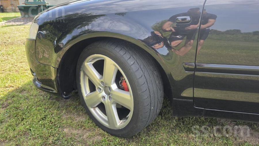 Melns Audi A4 2006 Daugavpils, ar dzinēja tilpumu 2.00 L un nobraukumu 227 tūkst. km par 4750 €, foto 8 vietnē AUTOMOTO.COM.LV