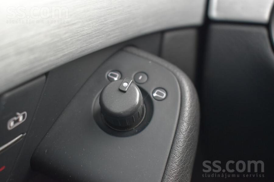 Melns Audi A4 2008 Kuldīga, ar dzinēja tilpumu 2.00 L un nobraukumu 0 tūkst. km par 5750 €, foto 17 vietnē AUTOMOTO.COM.LV