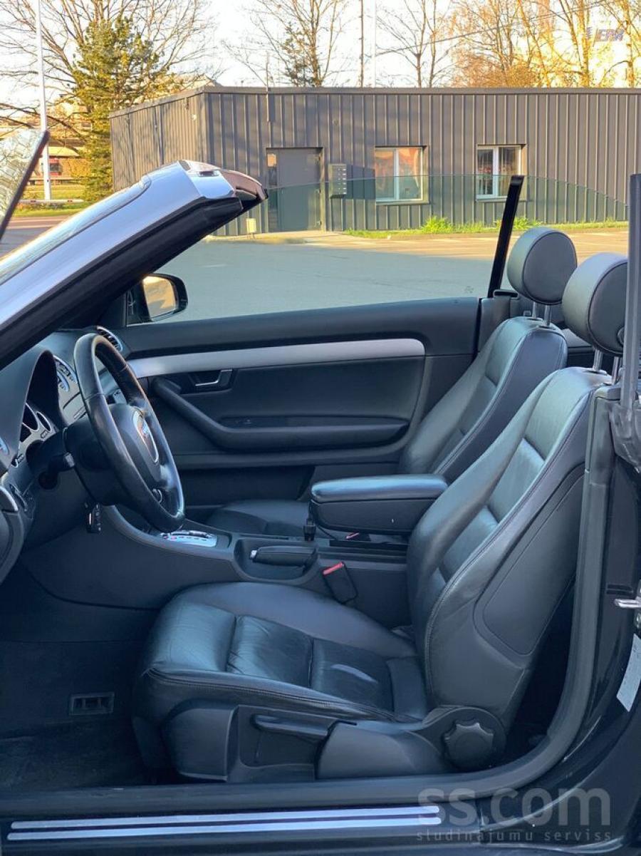 Melns Audi A4 2008 Rīga, ar dzinēja tilpumu 2.00 L un nobraukumu 211 tūkst. km par 5155 €, foto 12 vietnē AUTOMOTO.COM.LV