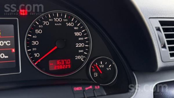 Melns Audi A4 2007 Ludza, ar dzinēja tilpumu 2.00 L un nobraukumu 300 tūkst. km par 2300 €, foto 3 vietnē AUTOMOTO.COM.LV