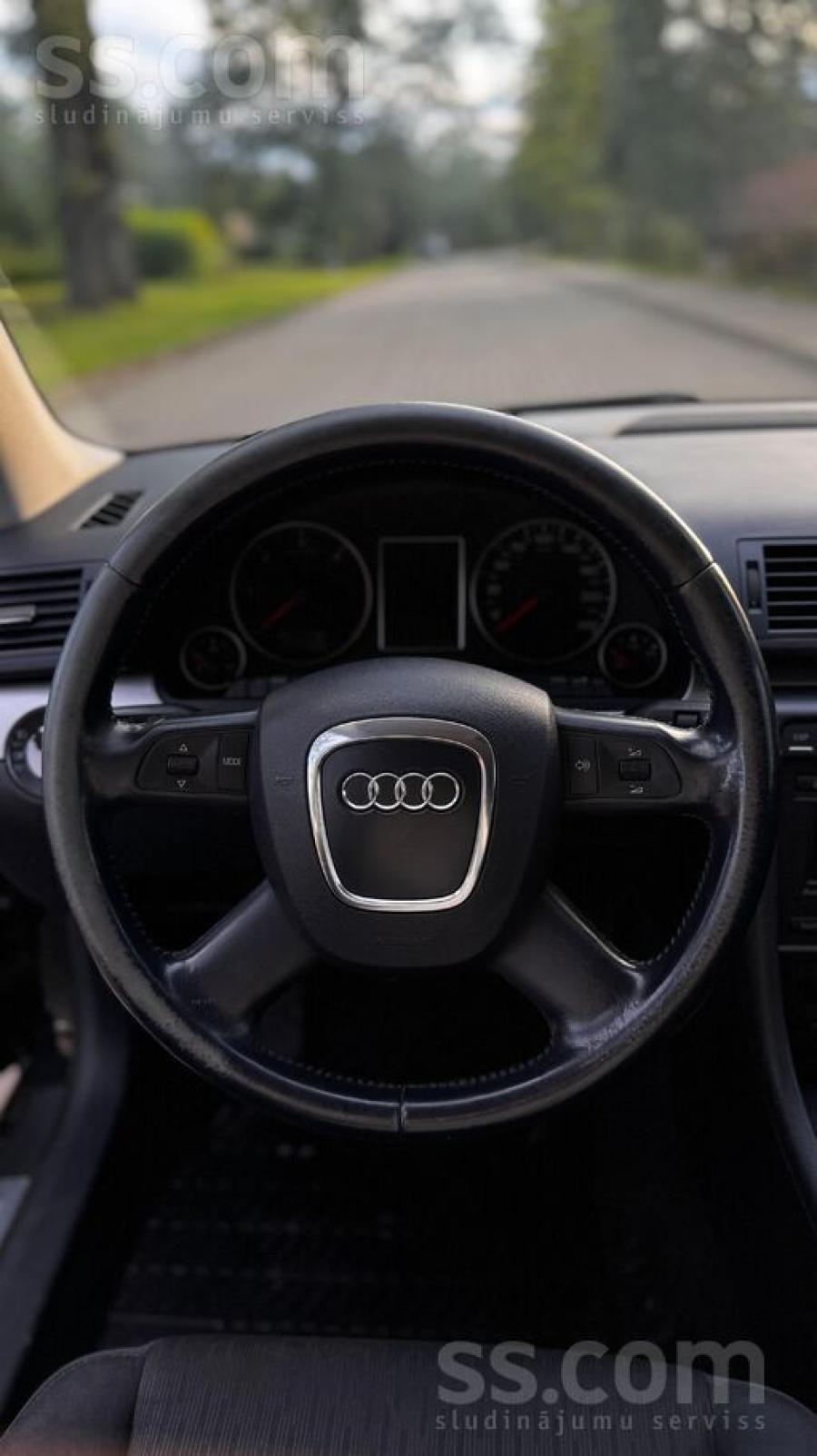 Melns Audi A4 2007 Ludza, ar dzinēja tilpumu 2.00 L un nobraukumu 300 tūkst. km par 2300 €, foto 9 vietnē AUTOMOTO.COM.LV