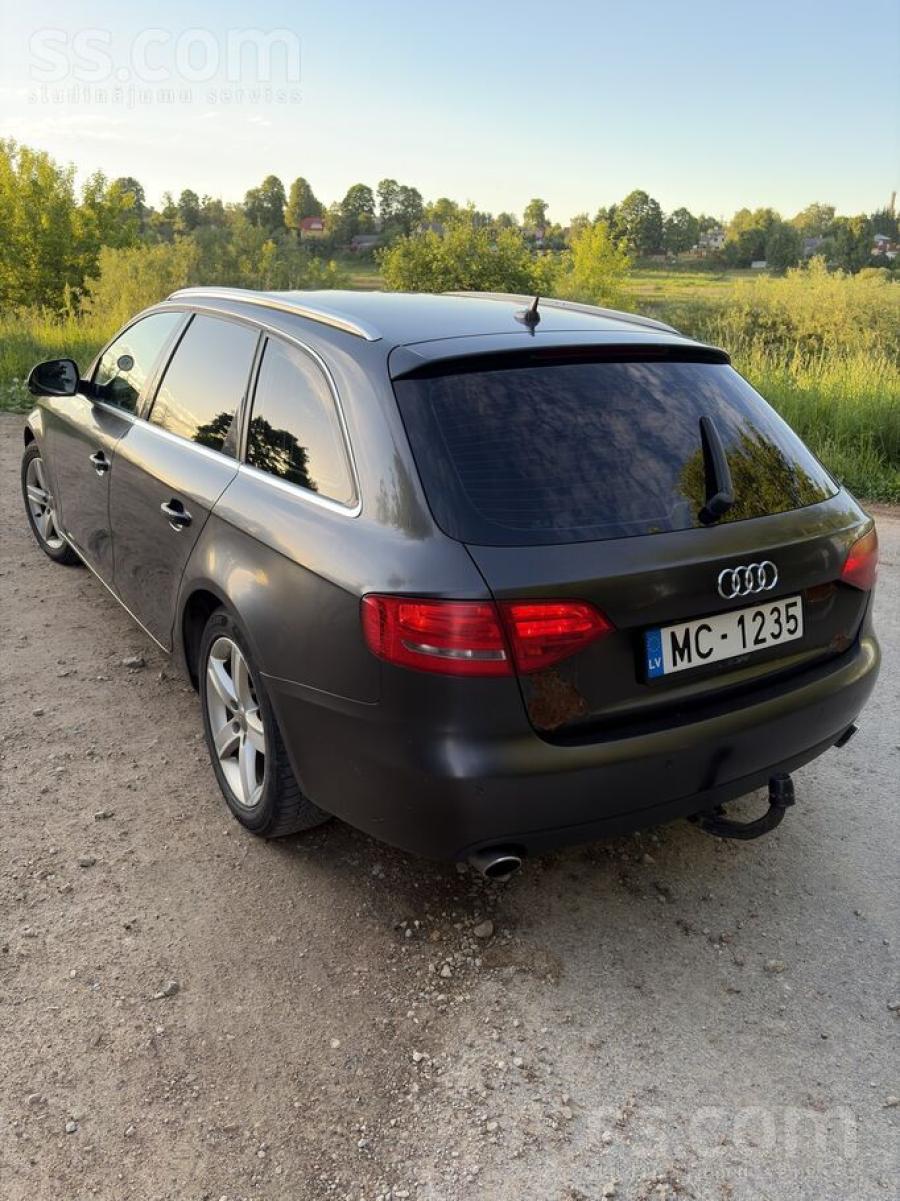 Black Audi A4 2008 in Jekabpils, with an engine capacity of 2.70 L and mileage of 349 thousand km for 4200 €, photo 14 on AUTOMOTO.COM.LV