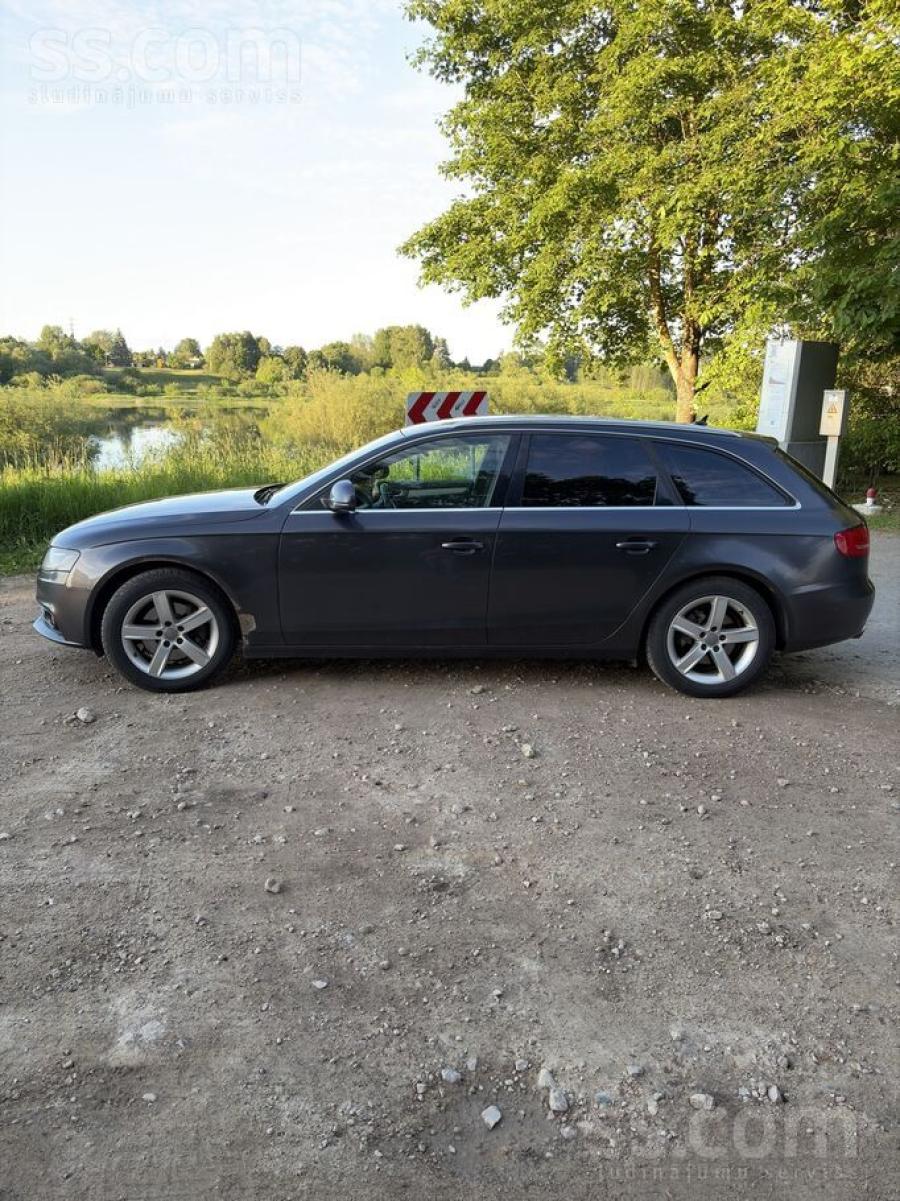 Black Audi A4 2008 in Jekabpils, with an engine capacity of 2.70 L and mileage of 349 thousand km for 4200 €, photo 15 on AUTOMOTO.COM.LV