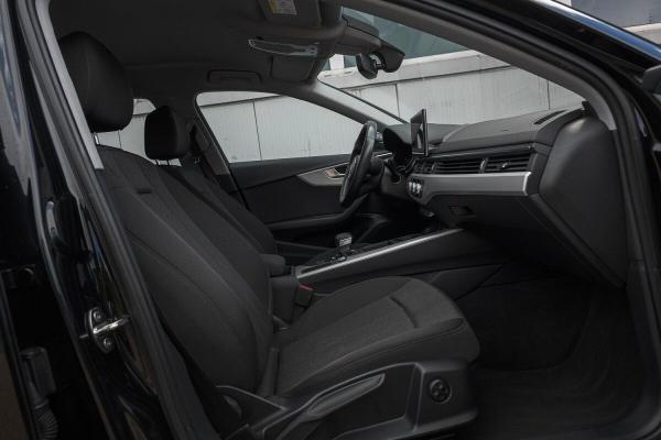 Black Audi A4 2022 in Jelgava, with an engine capacity of 2.00 L and mileage of 208 thousand km for 16200 €, photo 10 on AUTOMOTO.COM.LV
