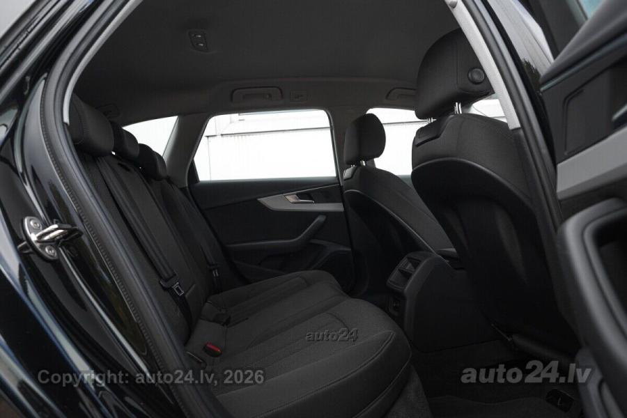 Melns Audi A4 2022 Jelgava, ar dzinēja tilpumu 2.00 L un nobraukumu 208 tūkst. km par 16601 €, foto 12 vietnē AUTOMOTO.COM.LV