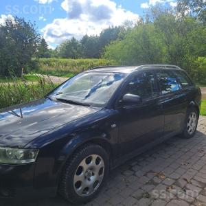 Черный Ауди А4 2002 в Елгава, объемом двигателя 1.80 л и пробегом 332 тыс. км за 550 €, фото  на AUTOMOTO.COM.LV