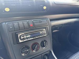 Melns Audi A4 1994 Kretinga, ar dzinēja tilpumu 1.78 L un nobraukumu 238 tūkst. km par 695 €, foto 15 vietnē AUTOMOTO.COM.LV