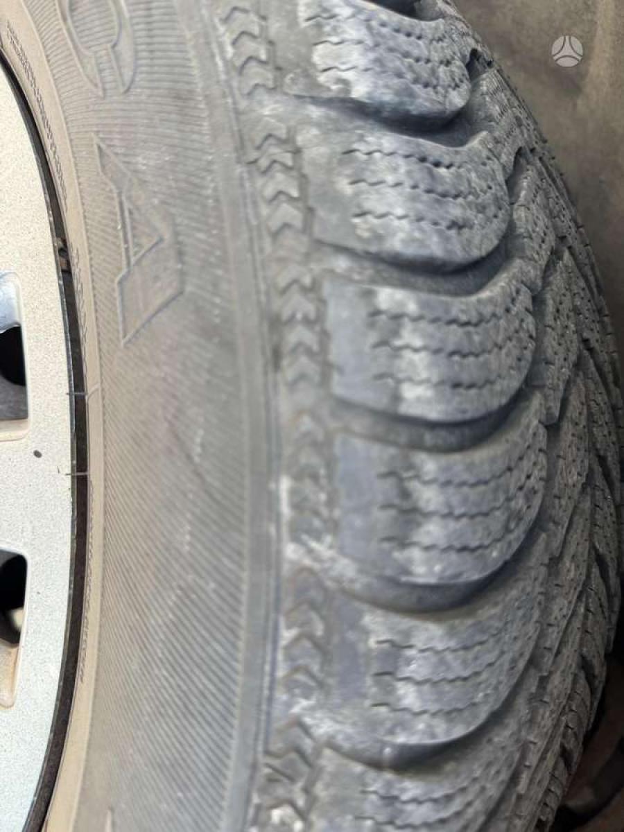 Melns Audi A4 1994 Kretinga, ar dzinēja tilpumu 1.78 L un nobraukumu 238 tūkst. km par 695 €, foto 22 vietnē AUTOMOTO.COM.LV