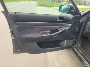 Black Audi A4 1995 in Vilnius, with an engine capacity of 1.80 L and mileage of 247 thousand km for 950 €, photo 15 on AUTOMOTO.COM.LV