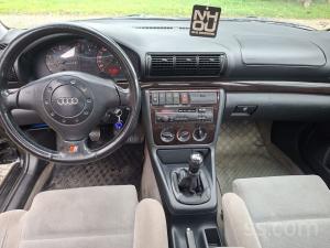Melns Audi A4 1995 Valmiera, ar dzinēja tilpumu 2.80 L un nobraukumu 261 tūkst. km par 1500 €, foto 5 vietnē AUTOMOTO.COM.LV