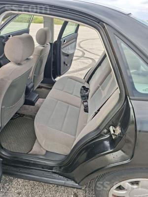 Melns Audi A4 1995 Valmiera, ar dzinēja tilpumu 2.80 L un nobraukumu 261 tūkst. km par 1500 €, foto 7 vietnē AUTOMOTO.COM.LV