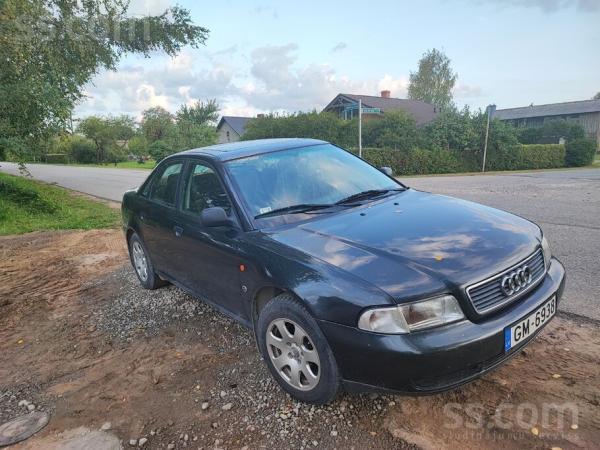 Melns Audi A4 1996 Limbaži, ar dzinēja tilpumu 1.60 L un nobraukumu 232 tūkst. km par 950 €, foto 2 vietnē AUTOMOTO.COM.LV