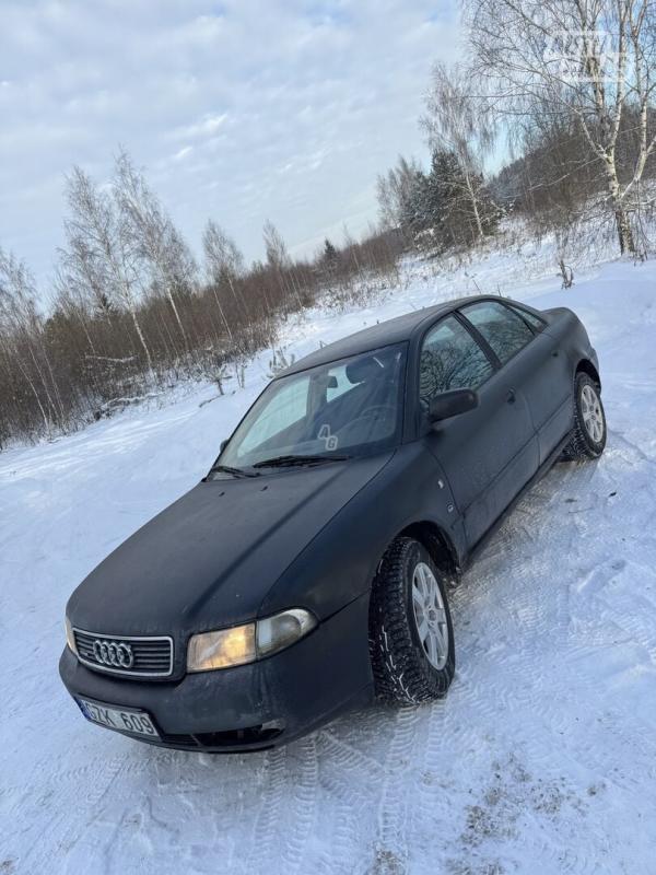 Black Audi A4 1996 in Vilnius, with an engine capacity of 1.90 L and mileage of 390 thousand km for 1550 €, photo 4 on AUTOMOTO.COM.LV