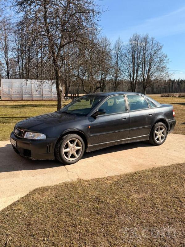 Black Audi A4 1996 in Valmiera, with an engine capacity of 1.80 L and mileage of 284 thousand km for 700 €, photo 6 on AUTOMOTO.COM.LV
