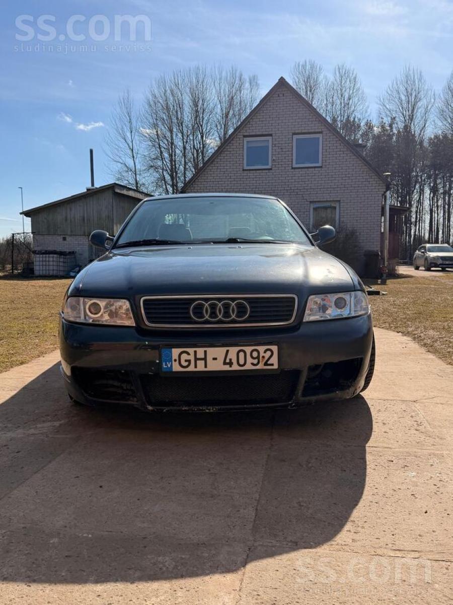 Black Audi A4 1996 in Valmiera, with an engine capacity of 1.80 L and mileage of 284 thousand km for 700 €, photo 7 on AUTOMOTO.COM.LV