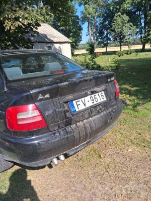 Black Audi A4 1996 in Ventspils, with an engine capacity of 1.90 L and mileage of 417 thousand km for 1300 €, photo 17 on AUTOMOTO.COM.LV