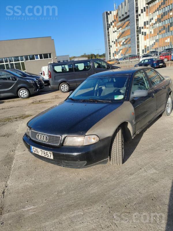 Audi A4 1996 in Riga on AUTOMOTO.COM.LV Black Audi A4 1996 in Riga, with an engine capacity of 1.60 L and mileage of 284 thousand km for 700 €, photo 1 on AUTOMOTO.COM.LV