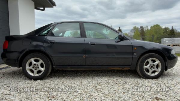 Black Audi A4 1997 in Tallinn, with an engine capacity of 1.90 L and mileage of 326 thousand km for 1900 €, photo 4 on AUTOMOTO.COM.LV