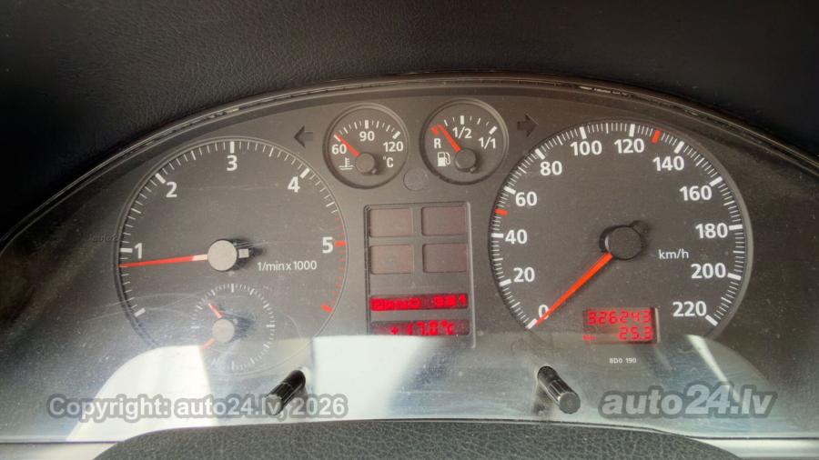 Черный Ауди А4 1997 в Таллин, объемом двигателя 1.90 л и пробегом 326 тыс. км за 1900 €, фото 9 на AUTOMOTO.COM.LV