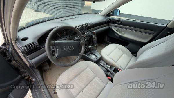 Black Audi A4 1997 in Tallinn, with an engine capacity of 1.90 L and mileage of 326 thousand km for 1900 €, photo 9 on AUTOMOTO.COM.LV