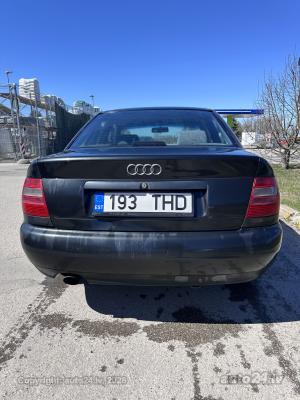 Melns Audi A4 1997 Tallina, ar dzinēja tilpumu 1.60 L un nobraukumu 250 tūkst. km par 600 €, foto 3 vietnē AUTOMOTO.COM.LV