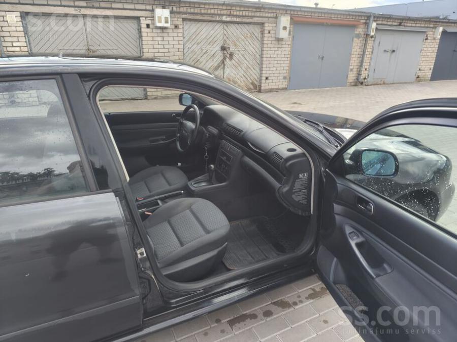 Black Audi A4 1997 in Riga, with an engine capacity of 1.60 L and mileage of 217 thousand km for 750 €, photo 5 on AUTOMOTO.COM.LV