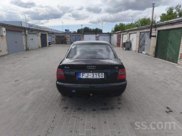 Melns Audi A4 1997 Rīga, ar dzinēja tilpumu 1.60 L un nobraukumu 217 tūkst. km par 750 €, foto 8 vietnē AUTOMOTO.COM.LV