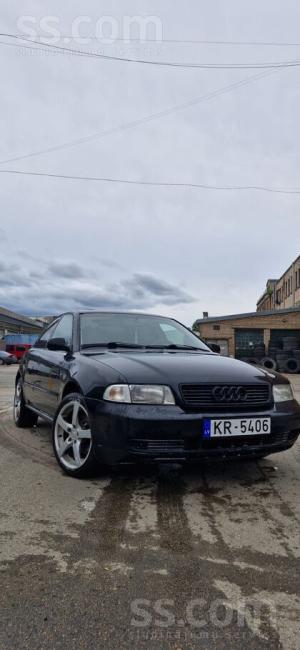 Melns Audi A4 1997 Rīga, ar dzinēja tilpumu 1.90 L un nobraukumu 299 tūkst. km par 1100 €, foto 3 vietnē AUTOMOTO.COM.LV