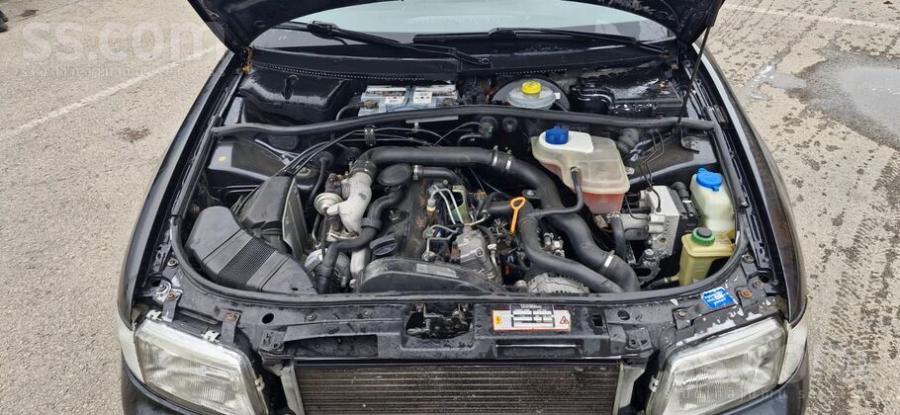 Melns Audi A4 1997 Rīga, ar dzinēja tilpumu 1.90 L un nobraukumu 299 tūkst. km par 1100 €, foto 4 vietnē AUTOMOTO.COM.LV