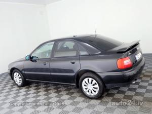 Черный Ауди А4 1997 в Таллин, объемом двигателя 1.80 л и пробегом 266 тыс. км за 799 €, фото 5 на AUTOMOTO.COM.LV