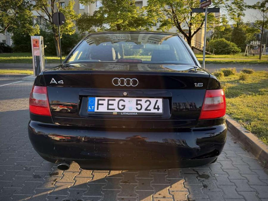 Black Audi A4 1997 in Vilnius, with an engine capacity of 1.60 L and mileage of 292 thousand km for 390 €, photo 6 on AUTOMOTO.COM.LV