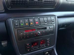 Black Audi A4 1997 in Vilnius, with an engine capacity of 1.60 L and mileage of 292 thousand km for 390 €, photo 13 on AUTOMOTO.COM.LV
