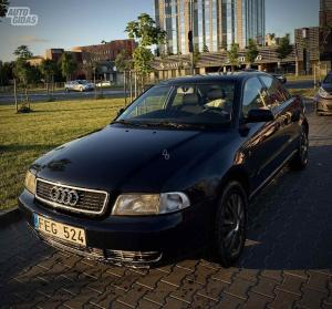 Melns Audi A4 1997 Viļņa, ar dzinēja tilpumu 1.60 L un nobraukumu 292 tūkst. km par 390 €, foto 6 vietnē AUTOMOTO.COM.LV