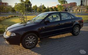 Black Audi A4 1997 in Vilnius, with an engine capacity of 1.60 L and mileage of 292 thousand km for 390 €, photo 9 on AUTOMOTO.COM.LV