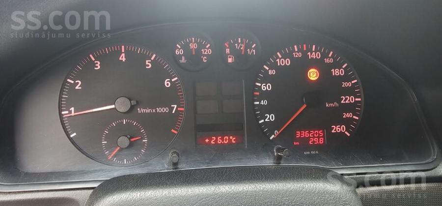 Black Audi A4 1997 in Bauska, with an engine capacity of 1.80 L and mileage of 336 thousand km for 1500 €, photo 6 on AUTOMOTO.COM.LV