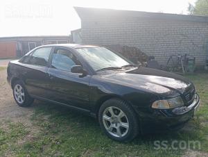Black Audi A4 1997 in Rezekne, with an engine capacity of 1.60 L and mileage of 316 thousand km for 1350 €, photo 5 on AUTOMOTO.COM.LV