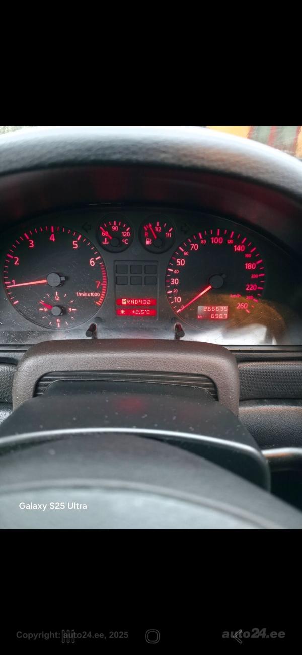 Black Audi A4 1998 in Tartu, with an engine capacity of 2.40 L and mileage of 267 thousand km for 999 €, photo 11 on AUTOMOTO.COM.LV